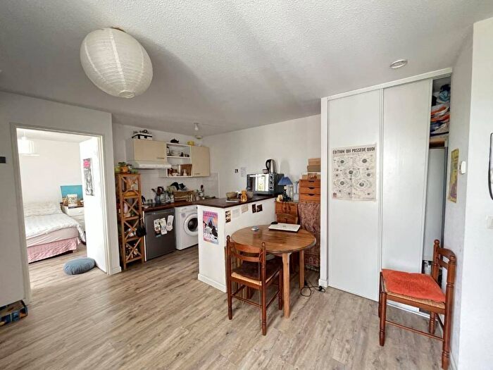 Est, Blois : Appartement 2 pièces à louer