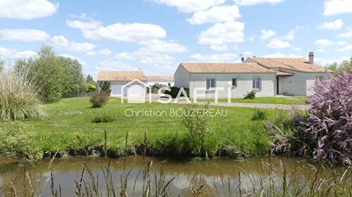 Maison à vendre - Le Perrier - 5 pièces - 3 chambres