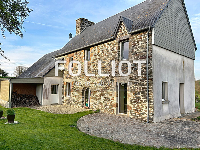 Maison à vendre - Vire, Bourg de Neuville, La Planche - 5 pièces - 3 chambres