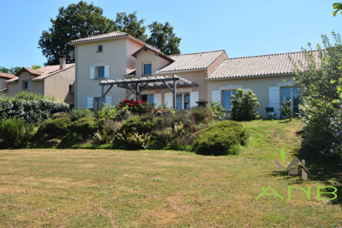 Maison à vendre - Rouzède - 6 pièces - 4 chambres