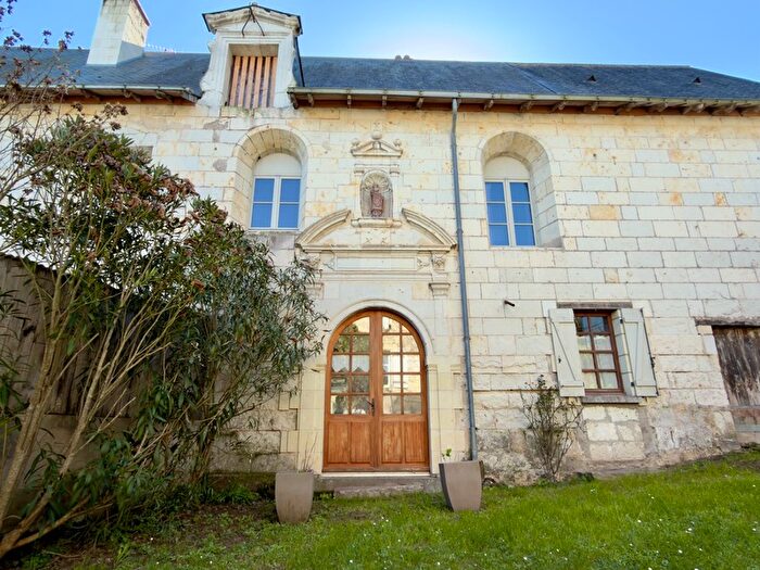 Maison à vendre - Chênehutte-Trèves-Cunault - 14 pièces - 8 chambres