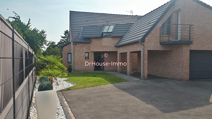 Maison 8 pièces à vendre à Petite-Forêt