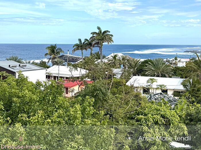 Maison 7 pièces à vendre - Saint-Pierre, Terre Sainte, Université