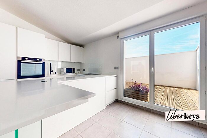 Appartement à vendre - Saint-Orens-de-Gameville - 5 pièces - 4 chambres