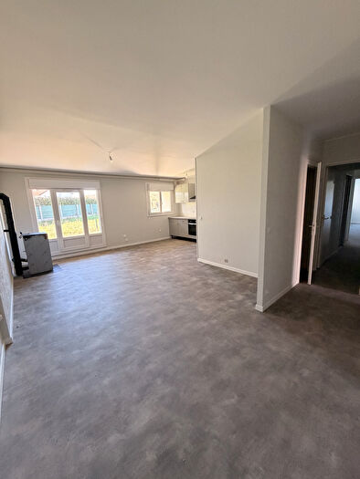 Appartement à louer - Vallon-en-Sully - 4 pièces - 3 chambres