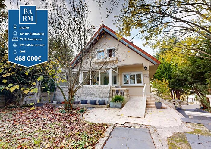 Maison à vendre - Gagny, Plateau, Franceville - 5 pièces - 3 chambres