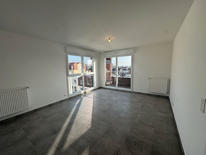 Appartement à louer - Montereau-Fault-Yonne, Ville basse - 2 pièces - 1 chambre