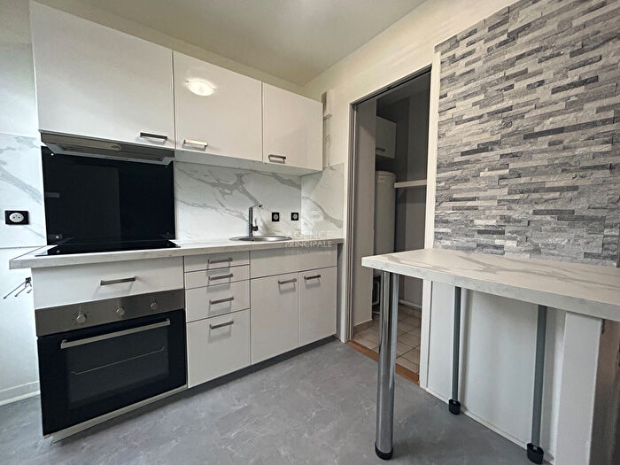 Appartement à vendre - Carrières-sous-Poissy, Les Fleurs - 2 pièces - 1 chambre