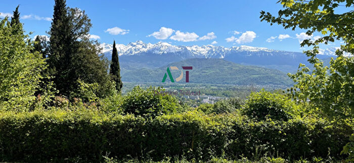 Maison à vendre - La Tronche - 7 pièces - 5 chambres