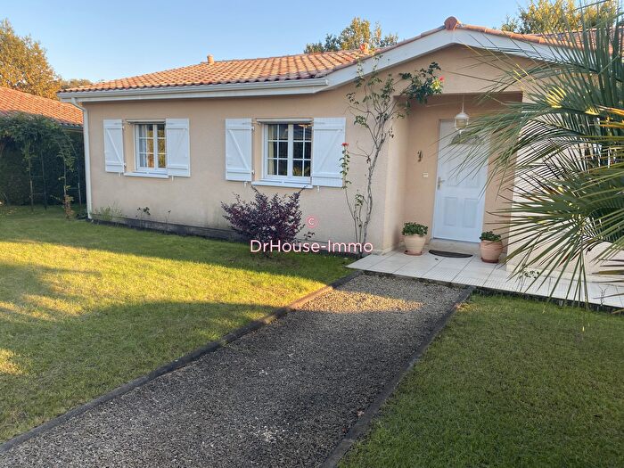 Maison à vendre - Saint-Paul-en-Born - 6 pièces - 4 chambres