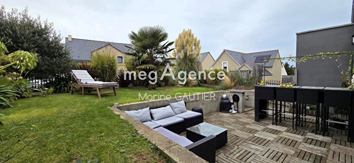 Maison à vendre - Saint-Méloir-des-Ondes - 8 pièces - 6 chambres