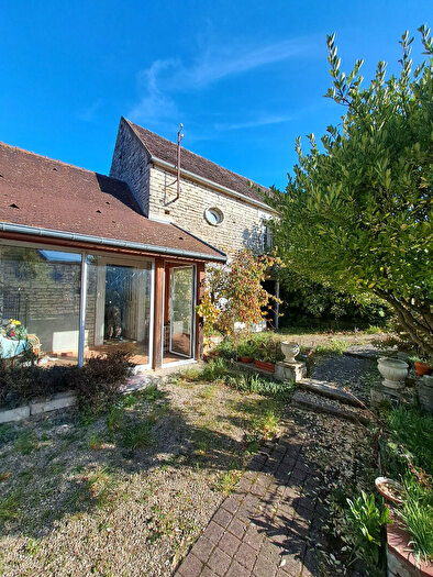 Maison à vendre - Poilly-sur-Serein - 5 pièces - 4 chambres