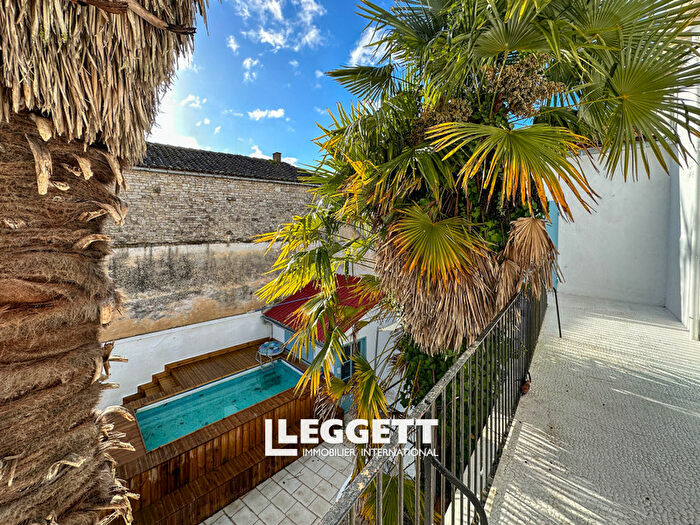 Maison à vendre - Beauvais-sur-Matha - 11 pièces - 7 chambres