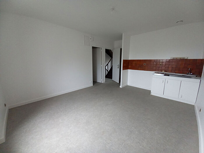 Appartement à louer - Bégard - 2 pièces - 1 chambre