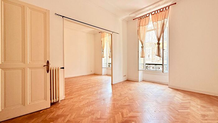 Appartement 3 pièces à vendre - Nice, Carabacel