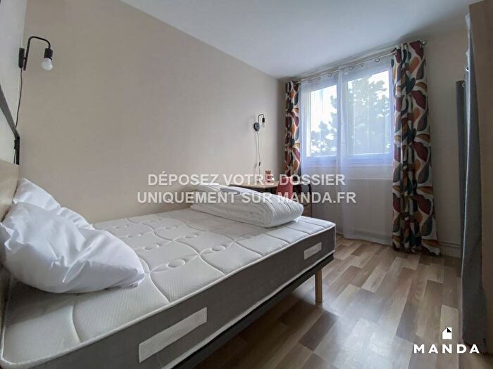 Appartement à louer - Le Plateau, Vitry-sur-Seine - 4 pièces - 3 chambres