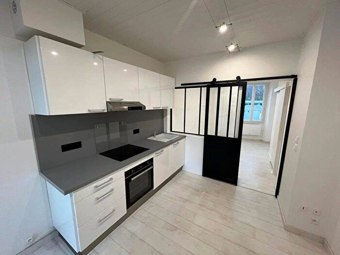 Sud, Vizille : Appartement 1 pièce à louer