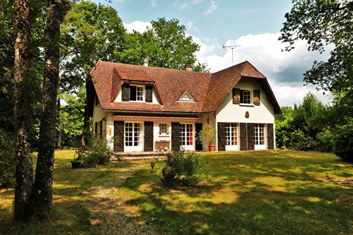 Maison à vendre - Varennes-Changy - 8 pièces - 4 chambres