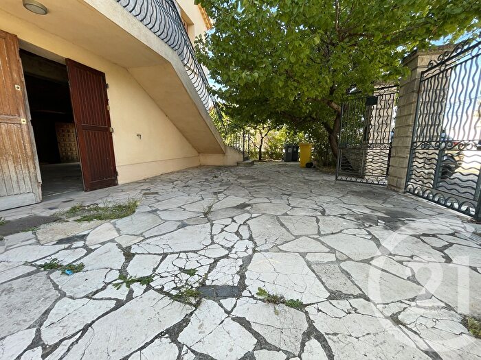 Maison à vendre - Marseille e , Saint-Antoine - 5 pièces - 4 chambres