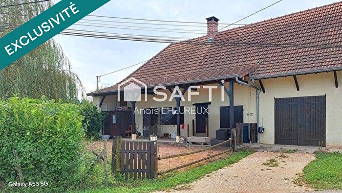 Savigny-sur-Seille : Maison 5 pièces à vendre