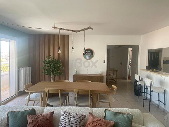 Appartement 4 pièces à Toulon, Haute-ville, à louer