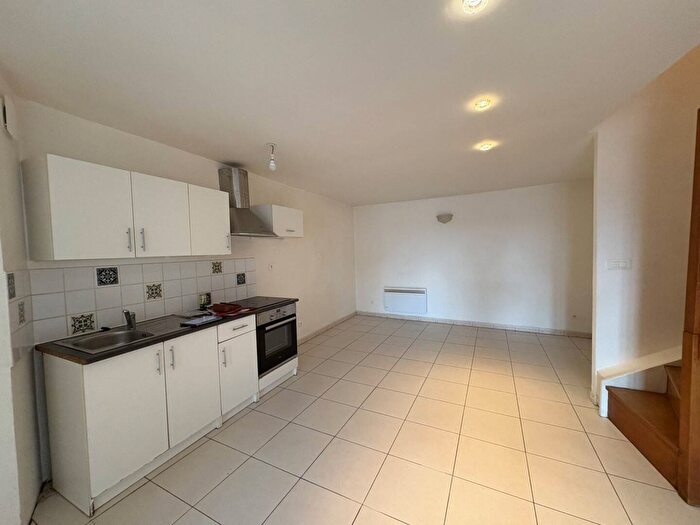 Appartement 3 pièces à Lasbordes, à louer