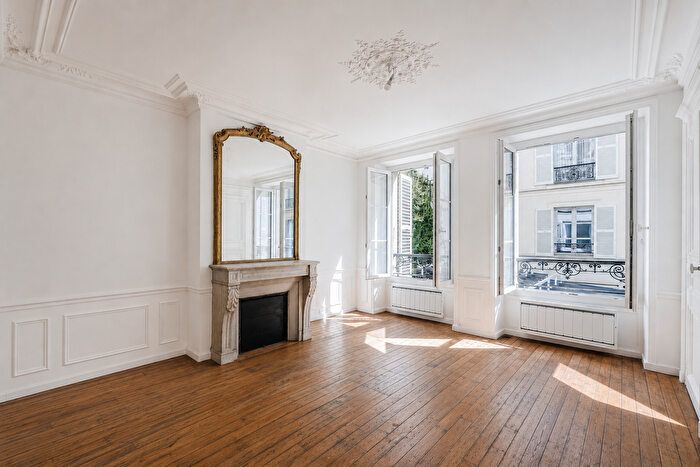 Appartement 3 pièces à vendre à Paris 8ème, Saint-Philippe du Roule