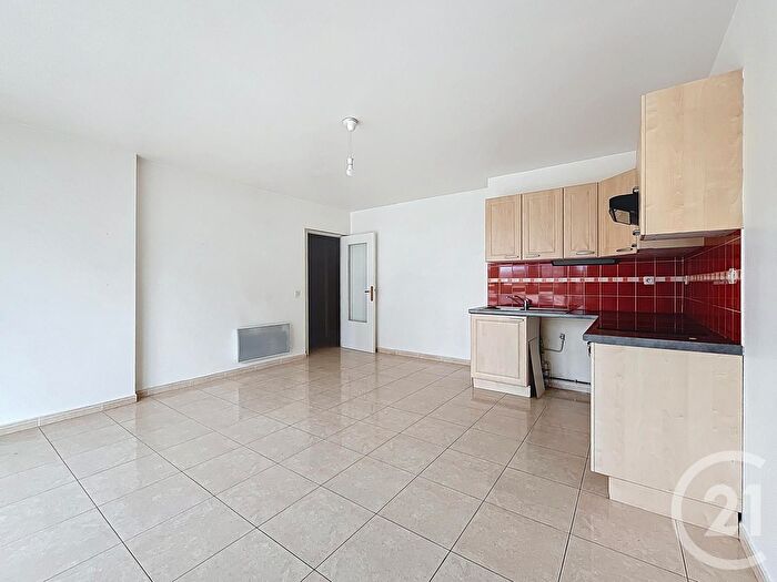 Pontault-Combault, Mairie, Rouxel : Appartement 2 pièces à vendre