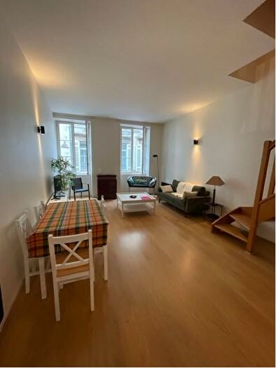 Appartement 3 pièces à Bordeaux, Saint-Christoly, à louer