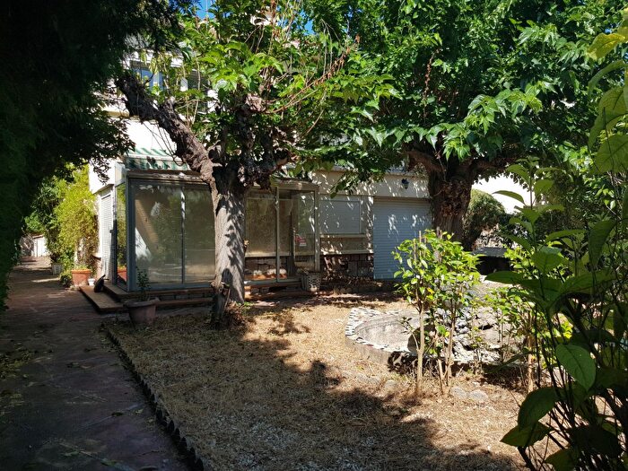 Maison à vendre - Pézenas - 8 pièces - 5 chambres