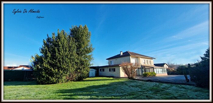 Maison 7 pièces à vendre à Feillens