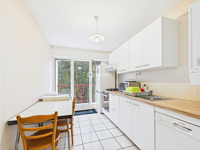 Appartement à louer - Quimper, Kermoysan - 4 pièces - 3 chambres