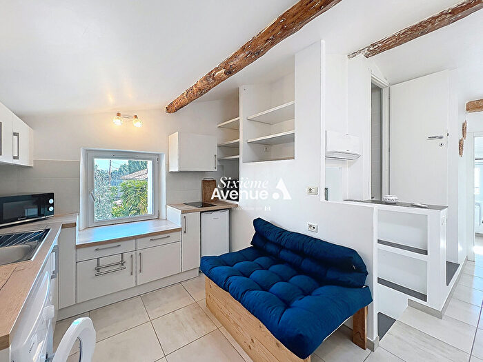 Appartement 3 pièces à Grasse, Saint-Claude, à vendre
