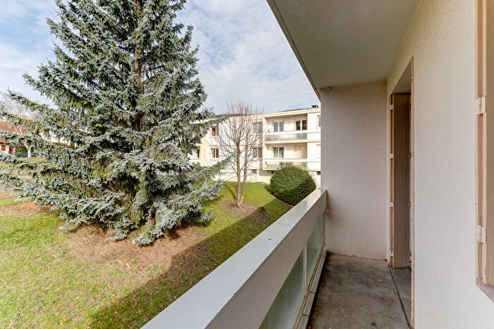 Appartement à vendre - Clermont-Ferrand, Cotes de Clermont - 4 pièces - 3 chambres