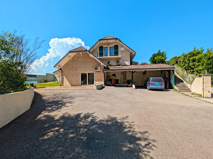 Maison 6 pièces à vendre à Loisin