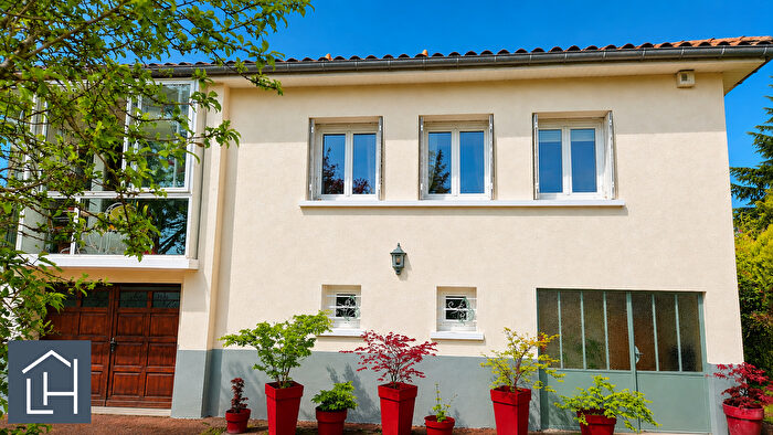Charbonnières-les-Bains : Maison 6 pièces à vendre