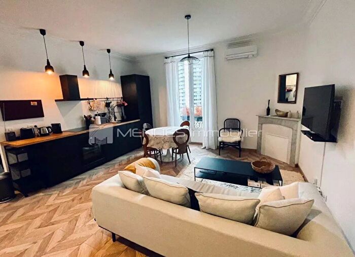 Appartement à louer - Beausoleil - 3 pièces - 2 chambres