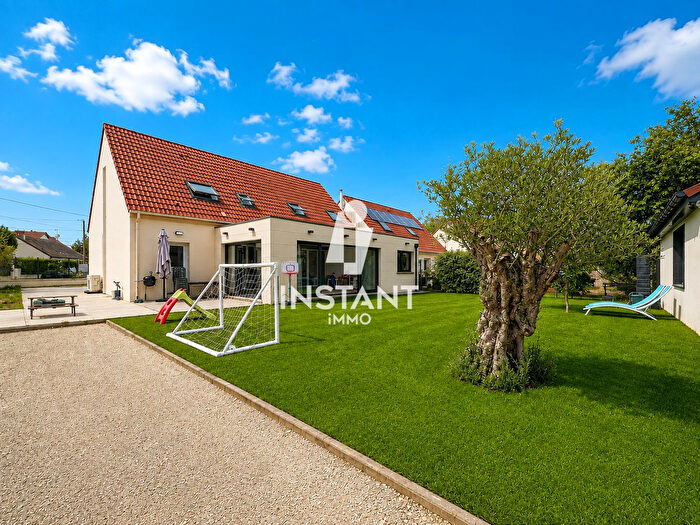Maison 7 pièces à Gretz-Armainvilliers, à vendre