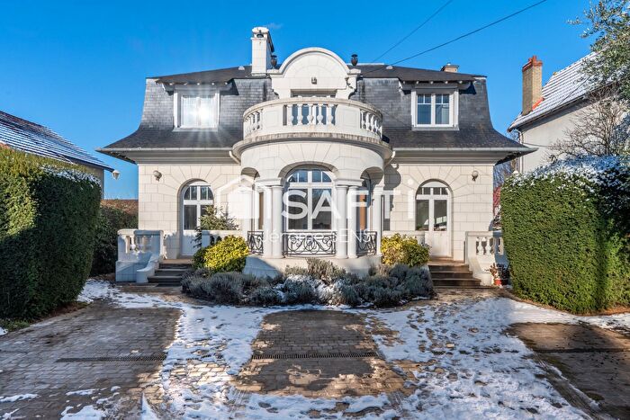 Maison à vendre - Poissy, Abbaye - 7 pièces - 4 chambres