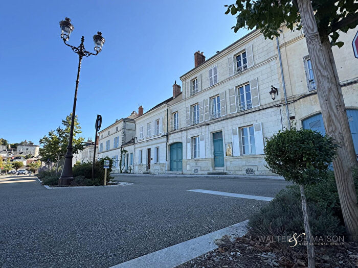 Maison à vendre - Loches - 12 pièces - 4 chambres