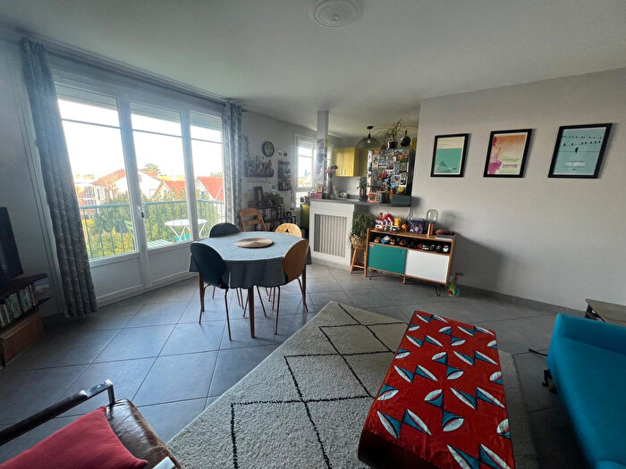 Appartement à vendre - Carrières-sur-Seine, Allouettes, Réveil Matin, Printemps - 4 pièces - 3 chambres