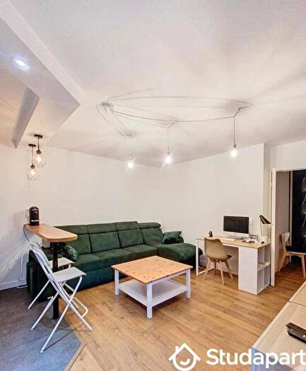 Eiffel, Levallois-Perret - Appartement 1 pièce à louer