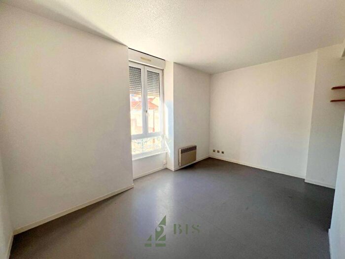 Appartement à louer - Roanne - 1 pièce