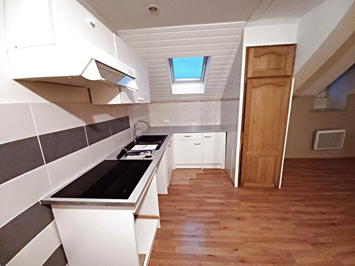 Appartement à louer - Aurillac - 4 pièces - 2 chambres