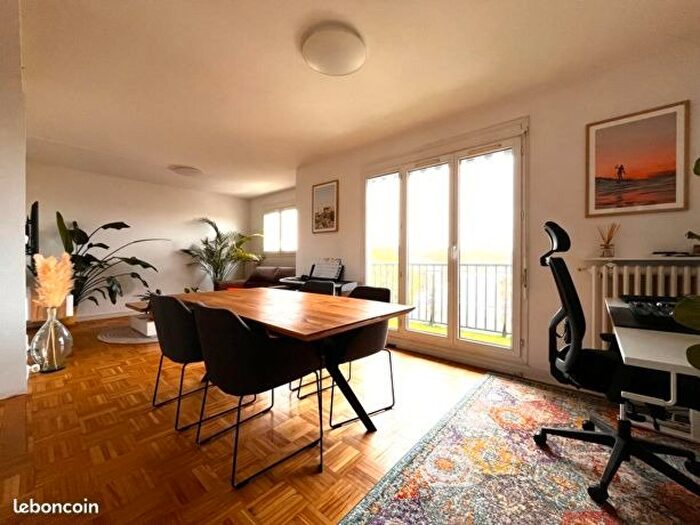 Appartement 4 pièces à vendre - Reims, Europe, Chemin Vert