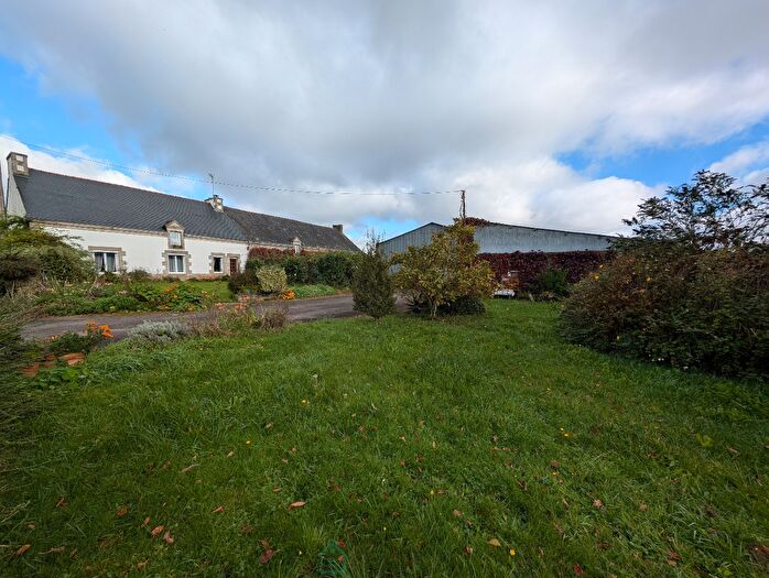 Maison à vendre - Locminé - 5 pièces - 3 chambres