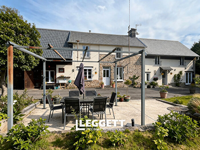 Maison 7 pièces à Saint-Georges-de-Livoye, à vendre