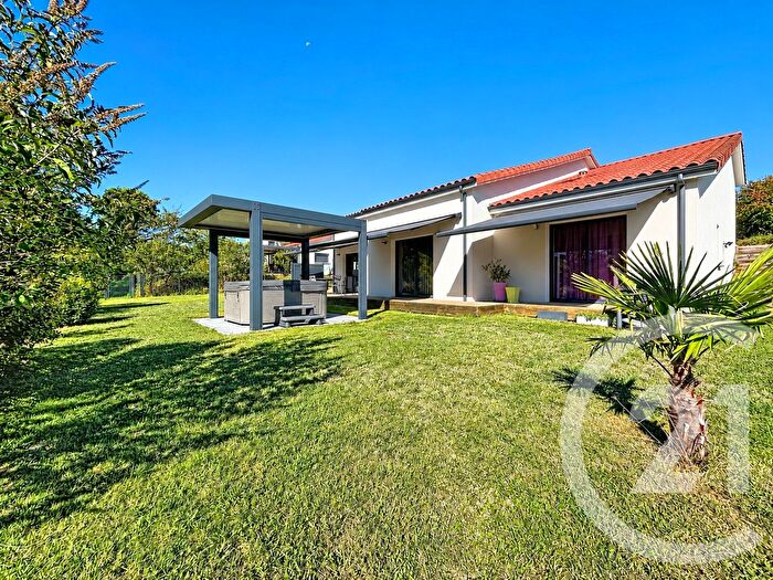 Maison 5 pièces à vendre à Riom, Les Charmettes, Le Champ d'Ojardias, Layat