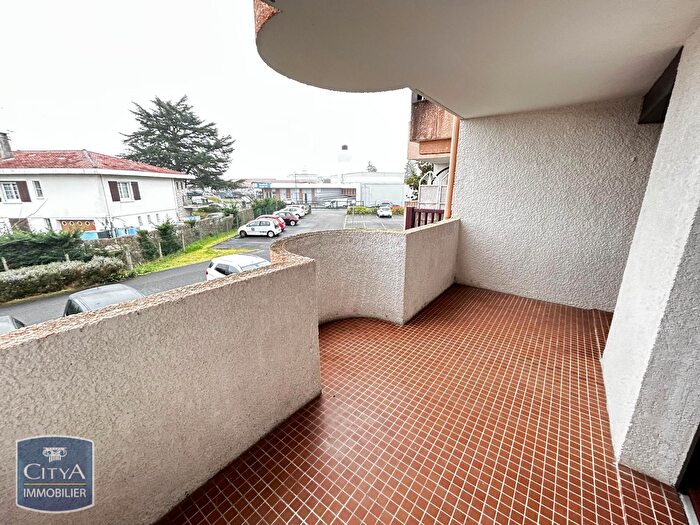 Appartement à louer - Mont-de-Marsan, Bourg-Neuf - 1 pièce