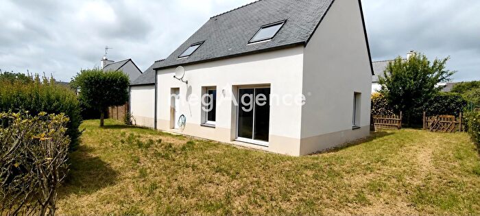 Poullan-sur-Mer : Maison 5 pièces à vendre